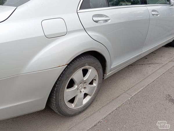 Mercedes-Benz S 350 2006 Klaipėda, ar dzinēja tilpumu 3.50 L un nobraukumu 293 tūkst. km par 2800 €, foto 8 vietnē AUTOMOTO.COM.LV