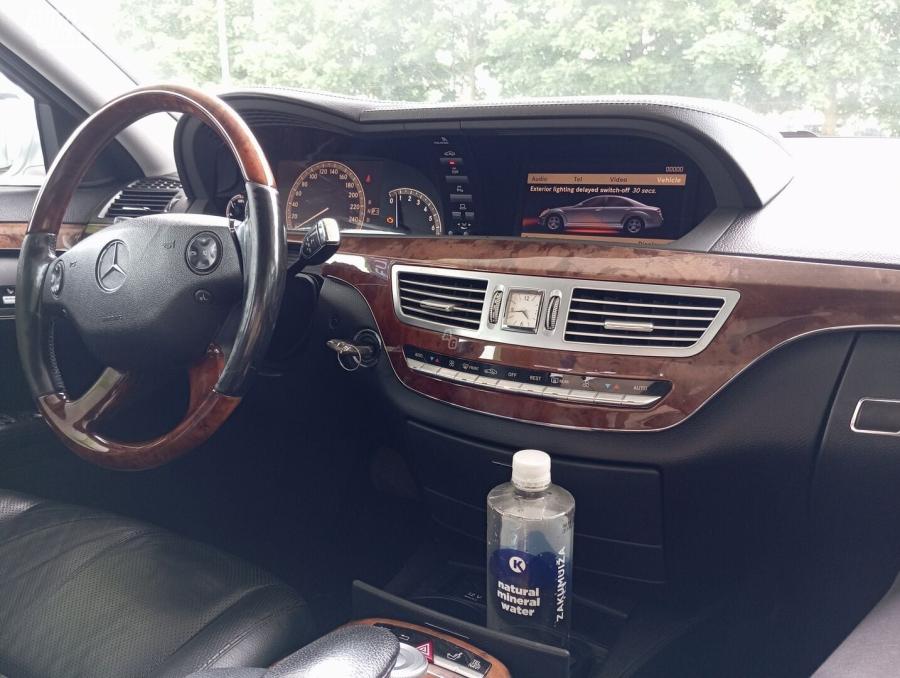 Мерседес С 350 2006 в Клайпеда, объемом двигателя 3.50 л и пробегом 293 тыс. км за 2800 €, фото 13 на AUTOMOTO.COM.LV