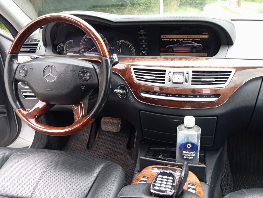 Мерседес С 350 2006 в Клайпеда, объемом двигателя 3.50 л и пробегом 293 тыс. км за 2800 €, фото 15 на AUTOMOTO.COM.LV