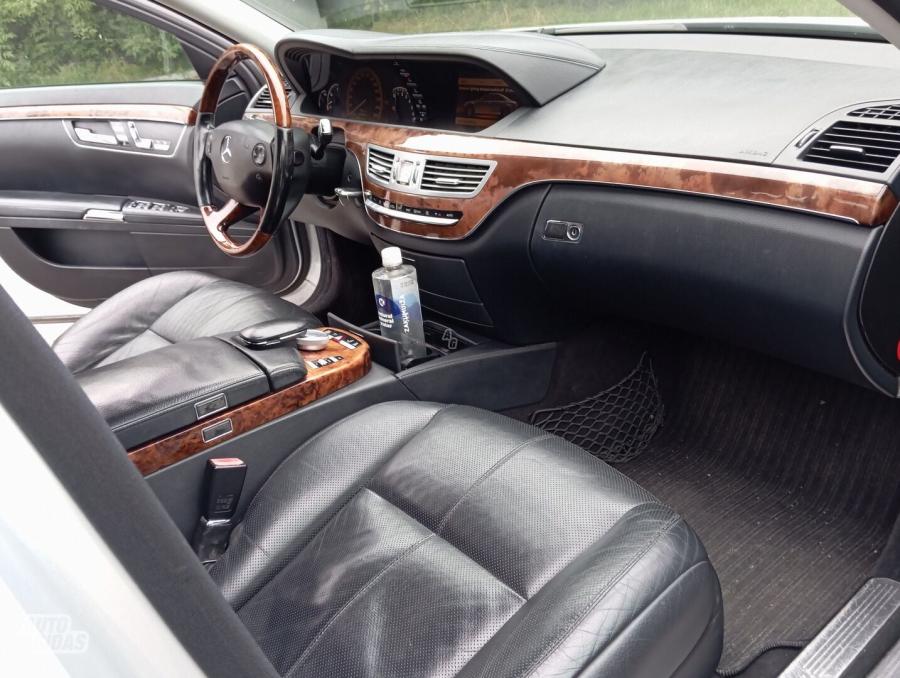 Мерседес С 350 2006 в Клайпеда, объемом двигателя 3.50 л и пробегом 293 тыс. км за 2800 €, фото 19 на AUTOMOTO.COM.LV