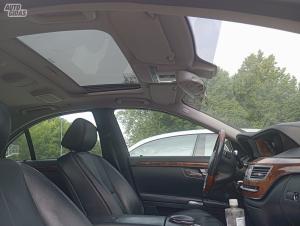 Мерседес С 350 2006 в Клайпеда, объемом двигателя 3.50 л и пробегом 293 тыс. км за 2800 €, фото 21 на AUTOMOTO.COM.LV