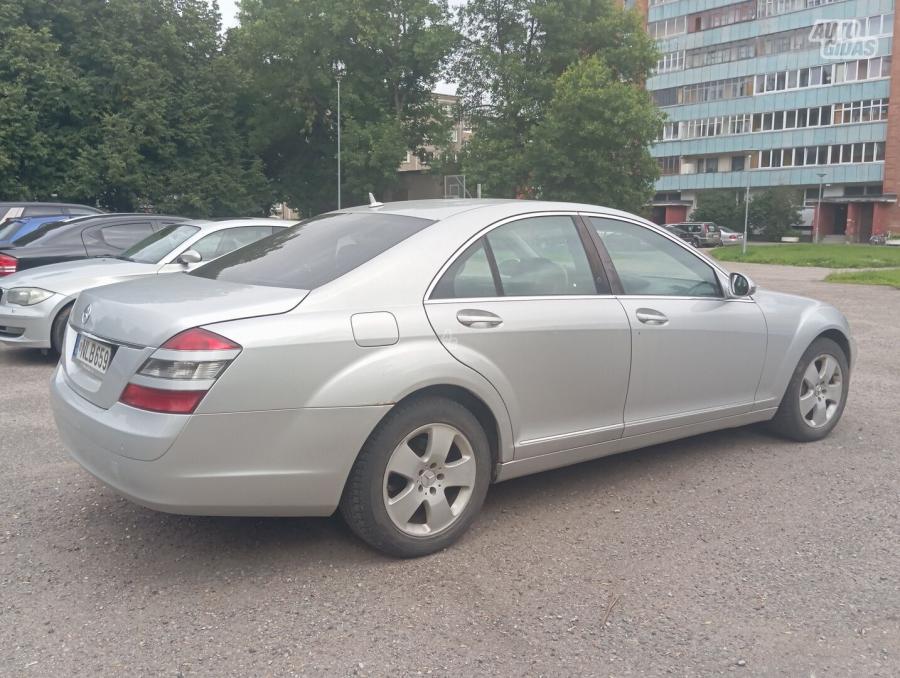 Mercedes-Benz S 350 2006 in Klaipeda, with an engine capacity of 3.50 L and mileage of 293 thousand km for 2200 €, photo 5 on AUTOMOTO.COM.LV