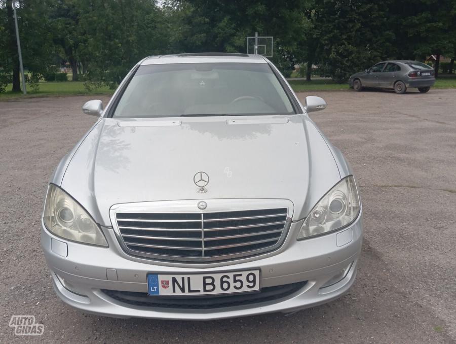 Mercedes-Benz S 350 2006 in Klaipeda, with an engine capacity of 3.50 L and mileage of 293 thousand km for 2200 €, photo 6 on AUTOMOTO.COM.LV