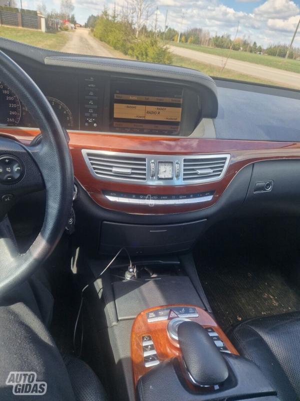 Mercedes-Benz S 350 2007 Šauļi, ar dzinēja tilpumu 3.00 L un nobraukumu 180 tūkst. km par 5500 €, foto 7 vietnē AUTOMOTO.COM.LV