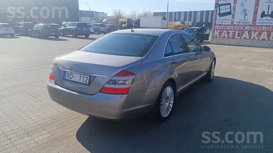 Mercedes-Benz S 350 2007 Rīga, ar dzinēja tilpumu 3.50 L un nobraukumu 206 tūkst. km par 10900 €, foto 9 vietnē AUTOMOTO.COM.LV