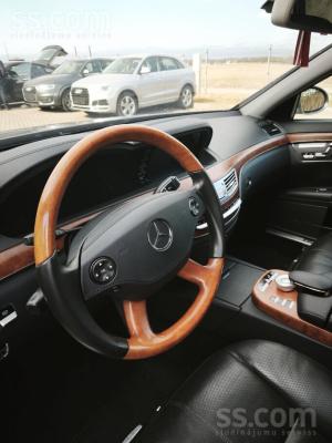 Mercedes-Benz S 350 2007 Rīga, ar dzinēja tilpumu 3.50 L un nobraukumu 206 tūkst. km par 10900 €, foto 18 vietnē AUTOMOTO.COM.LV