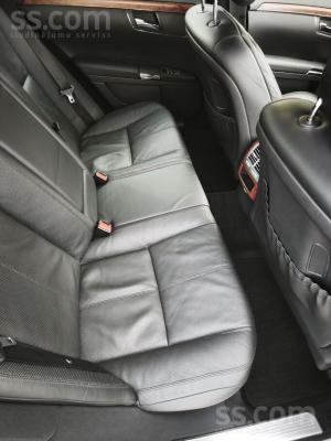 Mercedes-Benz S 350 2007 Rīga, ar dzinēja tilpumu 3.50 L un nobraukumu 206 tūkst. km par 10900 €, foto 20 vietnē AUTOMOTO.COM.LV