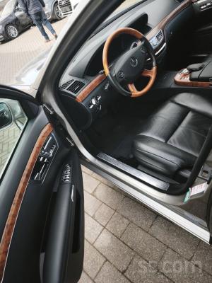 Mercedes-Benz S 350 2007 Rīga, ar dzinēja tilpumu 3.50 L un nobraukumu 206 tūkst. km par 10900 €, foto 22 vietnē AUTOMOTO.COM.LV