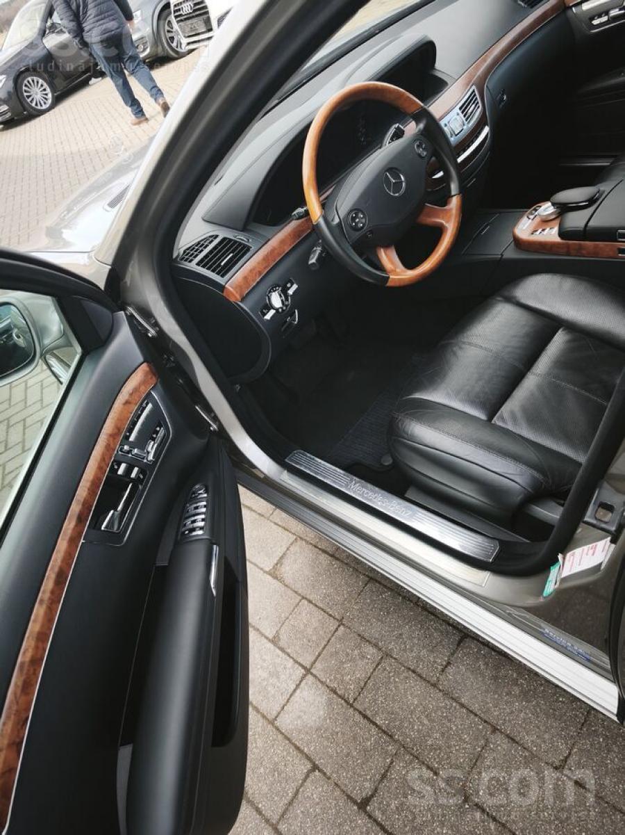 Mercedes-Benz S 350 2007 Rīga, ar dzinēja tilpumu 3.50 L un nobraukumu 206 tūkst. km par 10900 €, foto 22 vietnē AUTOMOTO.COM.LV