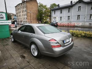Mercedes-Benz S 350 2007 Rīga, ar dzinēja tilpumu 3.50 L un nobraukumu 206 tūkst. km par 10900 €, foto 32 vietnē AUTOMOTO.COM.LV
