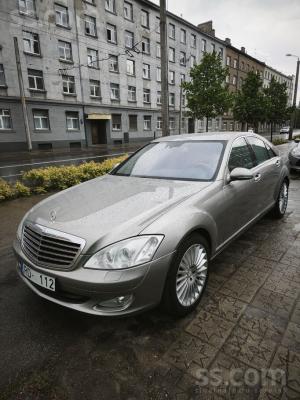 Mercedes-Benz S 350 2007 Rīga, ar dzinēja tilpumu 3.50 L un nobraukumu 206 tūkst. km par 10900 €, foto 36 vietnē AUTOMOTO.COM.LV
