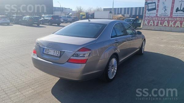 Mercedes-Benz S 350 2007 Rīga, ar dzinēja tilpumu 3.50 L un nobraukumu 206 tūkst. km par 10400 €, foto 8 vietnē AUTOMOTO.COM.LV