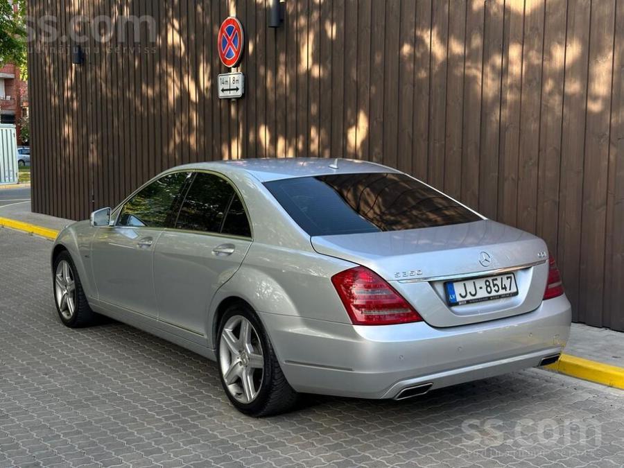 Mercedes-Benz S 350 2009 Rīga, ar dzinēja tilpumu 3.00 L un nobraukumu 262 tūkst. km par 6990 €, foto 4 vietnē AUTOMOTO.COM.LV
