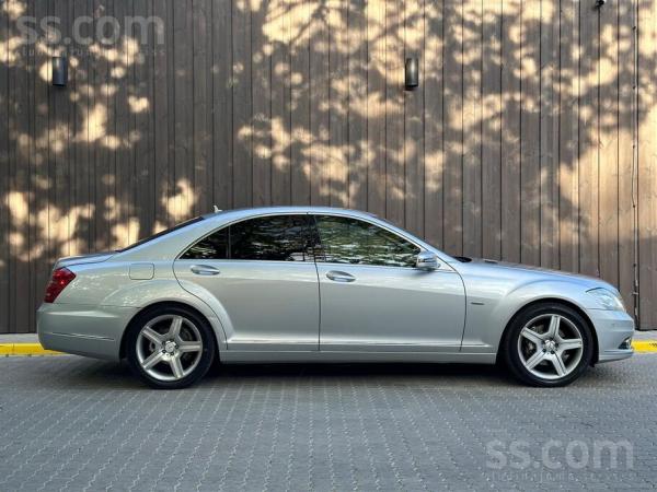 Mercedes-Benz S 350 2009 Rīga, ar dzinēja tilpumu 3.00 L un nobraukumu 262 tūkst. km par 6990 €, foto 6 vietnē AUTOMOTO.COM.LV