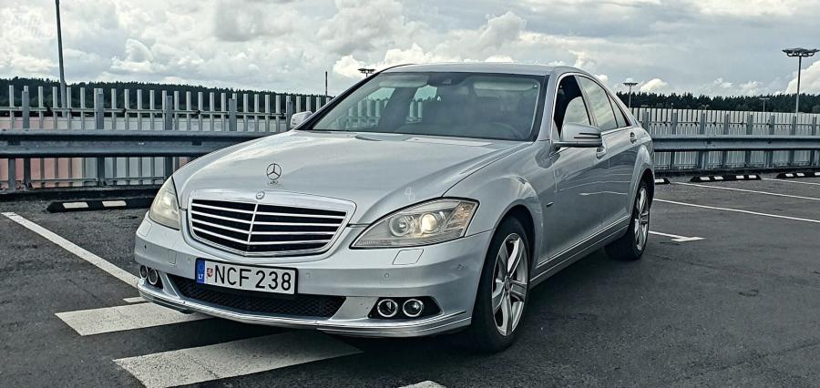 Mercedes-Benz S 350 2010 in Vilnius, with an engine capacity of 3.20 L and mileage of 380 thousand km for 5600 €, photo 1 on AUTOMOTO.COM.LV