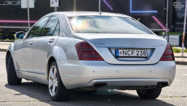 Mercedes-Benz S 350 2010 in Vilnius, with an engine capacity of 3.00 L and mileage of 300 thousand km for 5900 €, photo 4 on AUTOMOTO.COM.LV
