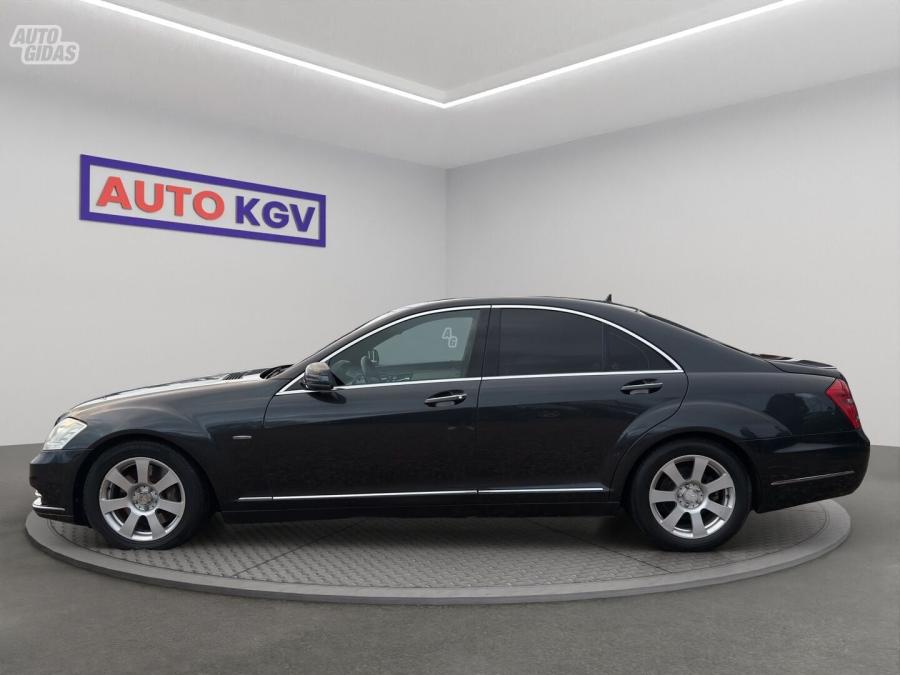 Mercedes-Benz S 350 2011 in Kaunas, with an engine capacity of 3.00 L and mileage of 290 thousand km for 11999 €, photo 2 on AUTOMOTO.COM.LV