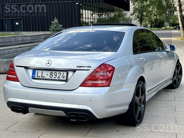 Mercedes-Benz S 350 2012 in Riga, with an engine capacity of 3.00 L and mileage of 390 thousand km for 12000 €, photo 4 on AUTOMOTO.COM.LV