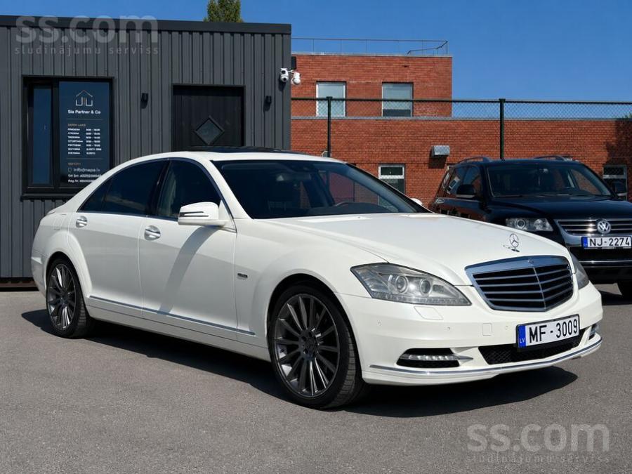 Balts Mercedes-Benz S 350 2009 Rīga, ar dzinēja tilpumu 3.00 L un nobraukumu 258 tūkst. km par 10990 €, foto 4 vietnē AUTOMOTO.COM.LV
