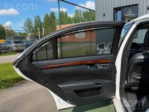 Balts Mercedes-Benz S 350 2009 Rīga, ar dzinēja tilpumu 3.00 L un nobraukumu 258 tūkst. km par 10990 €, foto 21 vietnē AUTOMOTO.COM.LV