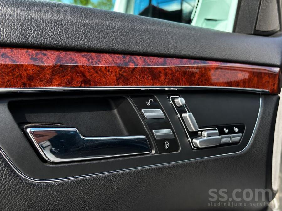 Balts Mercedes-Benz S 350 2009 Rīga, ar dzinēja tilpumu 3.00 L un nobraukumu 258 tūkst. km par 10990 €, foto 24 vietnē AUTOMOTO.COM.LV