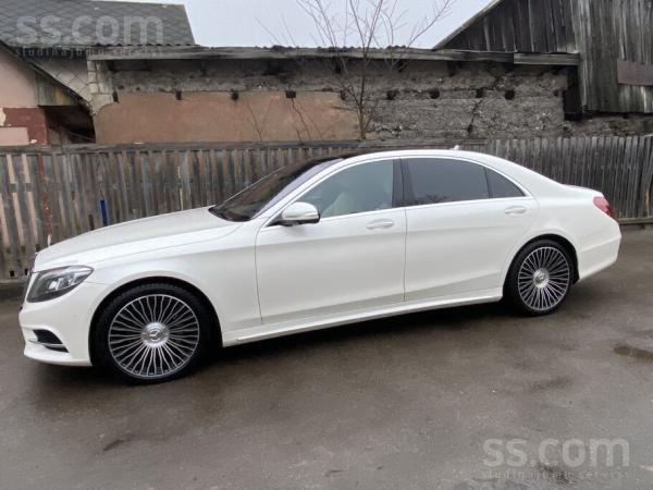 White Mercedes-Benz S 350 2014 in Riga, with an engine capacity of 3.00 L and mileage of 180 thousand km for 29500 €, photo 4 on AUTOMOTO.COM.LV
