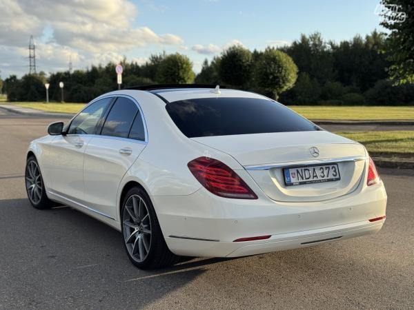 Белый Мерседес С 350 2014 в Каунас, объемом двигателя 3.00 л и пробегом 156 тыс. км за 26500 €, фото 3 на AUTOMOTO.COM.LV