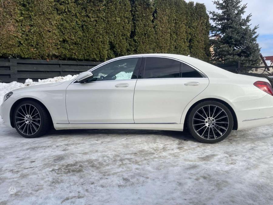 Balts Mercedes-Benz S 350 2015 Tauragė, ar dzinēja tilpumu 2.99 L un nobraukumu 161 tūkst. km par 27500 €, foto 5 vietnē AUTOMOTO.COM.LV