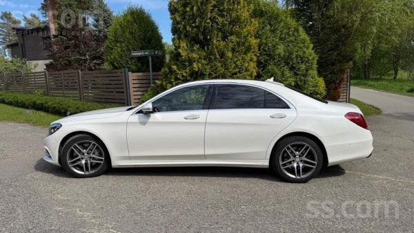 White Mercedes-Benz S 350 2015 in Riga, with an engine capacity of 3.00 L and mileage of 257 thousand km for 23950 €, photo 3 on AUTOMOTO.COM.LV
