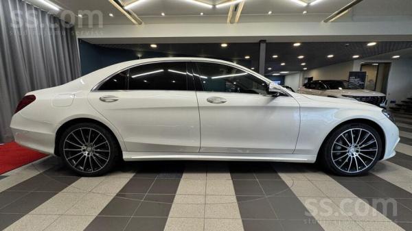 White Mercedes-Benz S 350 2015 in Riga, with an engine capacity of 3.00 L and mileage of 109 thousand km for 29900 €, photo 7 on AUTOMOTO.COM.LV