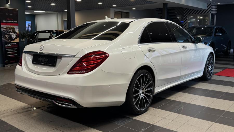 White Mercedes-Benz S 350 2015 in Riga, with an engine capacity of 3.00 L and mileage of 109 thousand km for 29900 €, photo 1 on AUTOMOTO.COM.LV