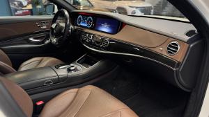 White Mercedes-Benz S 350 2015 in Riga, with an engine capacity of 3.00 L and mileage of 109 thousand km for 29900 €, photo 16 on AUTOMOTO.COM.LV