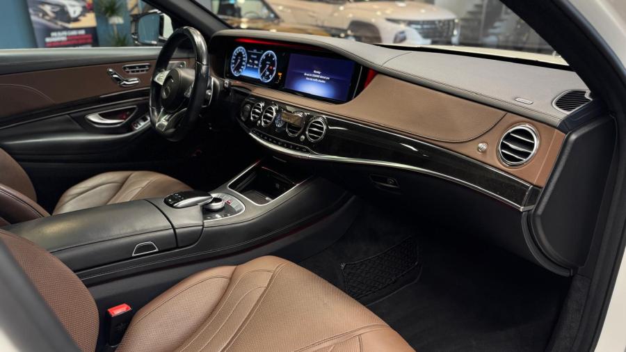 White Mercedes-Benz S 350 2015 in Riga, with an engine capacity of 3.00 L and mileage of 109 thousand km for 29900 €, photo 16 on AUTOMOTO.COM.LV