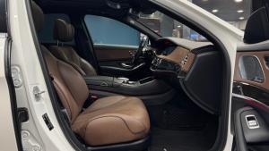 White Mercedes-Benz S 350 2015 in Riga, with an engine capacity of 3.00 L and mileage of 109 thousand km for 29900 €, photo 17 on AUTOMOTO.COM.LV