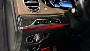 White Mercedes-Benz S 350 2015 in Riga, with an engine capacity of 3.00 L and mileage of 109 thousand km for 29900 €, photo 26 on AUTOMOTO.COM.LV