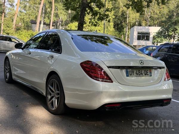 White Mercedes-Benz S 350 2015 in Riga, with an engine capacity of 3.00 L and mileage of 242 thousand km for 26500 €, photo 6 on AUTOMOTO.COM.LV