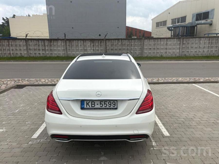 White Mercedes-Benz S 350 2015 in Riga, with an engine capacity of 3.00 L and mileage of 265 thousand km for 26800 €, photo 6 on AUTOMOTO.COM.LV