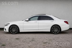 White Mercedes-Benz S 350 2019 in Riga, with an engine capacity of 3.00 L and mileage of 83 thousand km for 53500 €, photo 3 on AUTOMOTO.COM.LV