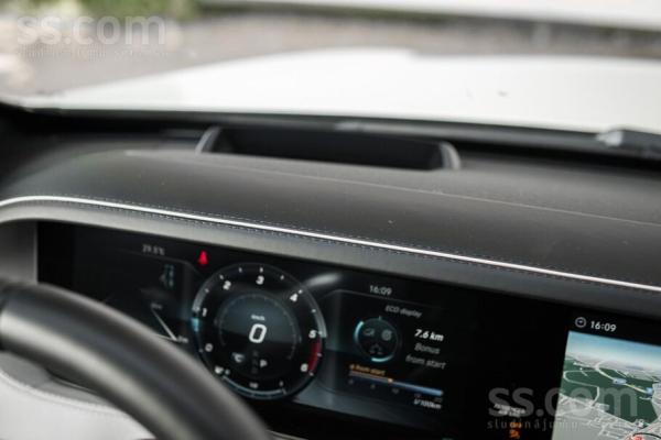White Mercedes-Benz S 350 2019 in Riga, with an engine capacity of 3.00 L and mileage of 83 thousand km for 53500 €, photo 6 on AUTOMOTO.COM.LV