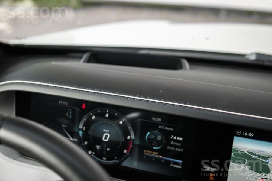 White Mercedes-Benz S 350 2019 in Riga, with an engine capacity of 3.00 L and mileage of 83 thousand km for 53500 €, photo 7 on AUTOMOTO.COM.LV