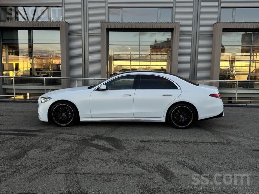 White Mercedes-Benz S 350 2023 in Riga, with an engine capacity of 3.00 L and mileage of 60 thousand km for 78900 €, photo 8 on AUTOMOTO.COM.LV