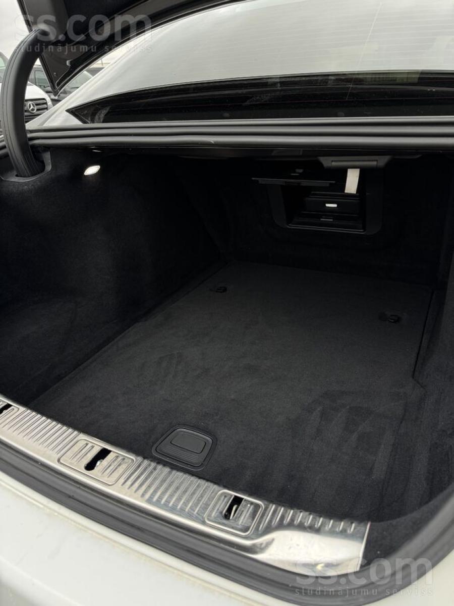 White Mercedes-Benz S 350 2023 in Riga, with an engine capacity of 3.00 L and mileage of 60 thousand km for 78900 €, photo 26 on AUTOMOTO.COM.LV