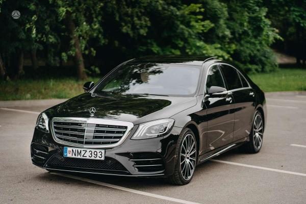 Melns Mercedes-Benz S 400 2019 Kauņa, ar dzinēja tilpumu 2.93 L un nobraukumu 140 tūkst. km par 45500 €, foto 2 vietnē AUTOMOTO.COM.LV