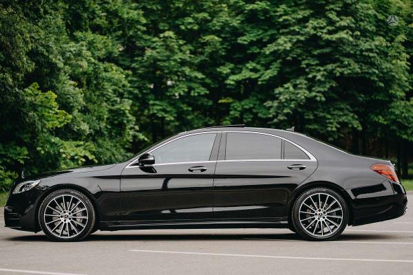 Melns Mercedes-Benz S 400 2019 Kauņa, ar dzinēja tilpumu 2.93 L un nobraukumu 140 tūkst. km par 45500 €, foto 9 vietnē AUTOMOTO.COM.LV