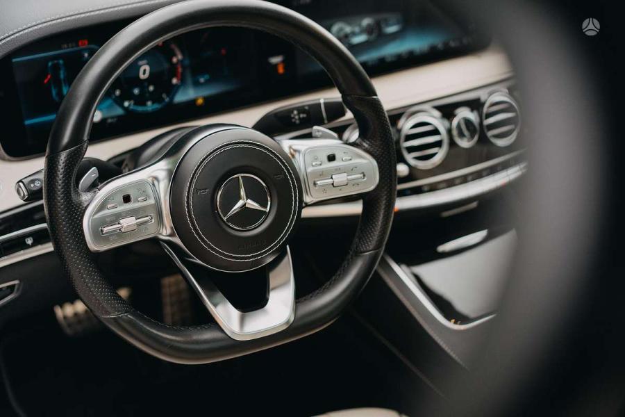 Melns Mercedes-Benz S 400 2019 Kauņa, ar dzinēja tilpumu 2.93 L un nobraukumu 140 tūkst. km par 45500 €, foto 15 vietnē AUTOMOTO.COM.LV
