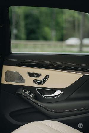 Melns Mercedes-Benz S 400 2019 Kauņa, ar dzinēja tilpumu 2.93 L un nobraukumu 140 tūkst. km par 45500 €, foto 25 vietnē AUTOMOTO.COM.LV