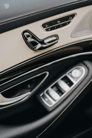 Melns Mercedes-Benz S 400 2019 Kauņa, ar dzinēja tilpumu 2.93 L un nobraukumu 140 tūkst. km par 45500 €, foto 27 vietnē AUTOMOTO.COM.LV
