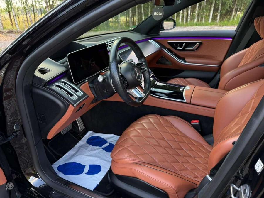Black Mercedes-Benz S 400 2021 in Taurage, with an engine capacity of 3.00 L and mileage of 210 thousand km for 64000 €, photo 21 on AUTOMOTO.COM.LV