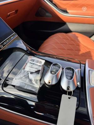 Black Mercedes-Benz S 400 2021 in Taurage, with an engine capacity of 3.00 L and mileage of 210 thousand km for 64000 €, photo 29 on AUTOMOTO.COM.LV