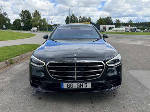 Черный Мерседес С 400 2021 в Таураге, объемом двигателя 3.00 л и пробегом 154 тыс. км за 67900 €, фото 4 на AUTOMOTO.COM.LV